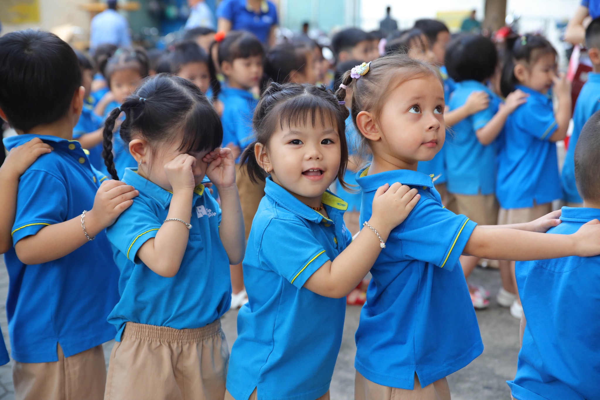 [REVIEW] Trường mầm non Little People (Cộng Đồng Tí Hon) - Thuận An ...